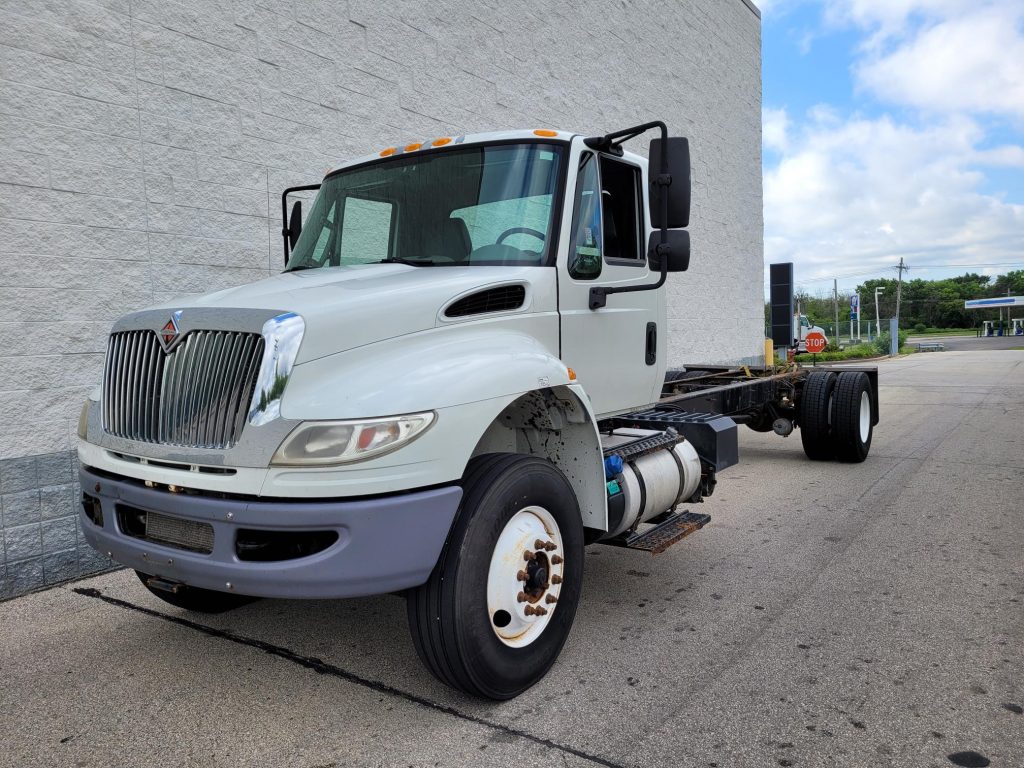 2016 INTERNATIONAL 4300 - Lakeside International Trucks