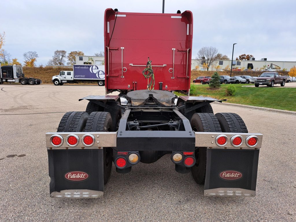 2018 PETERBILT 389 - Lakeside International Trucks